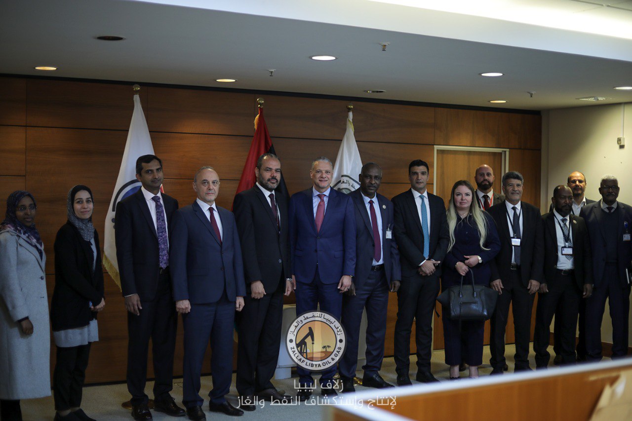 Zallaf and Honeywell-UOP Sign the contract to begin construction of the ...